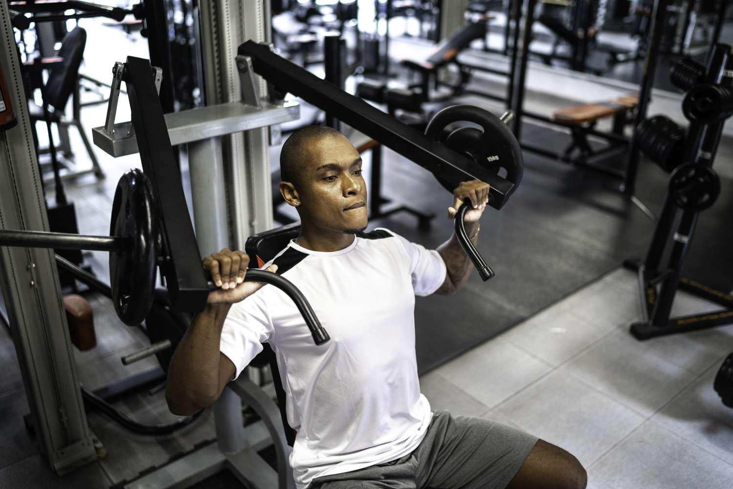 How to Do Chest Press Machine Properly - Grooming Wise