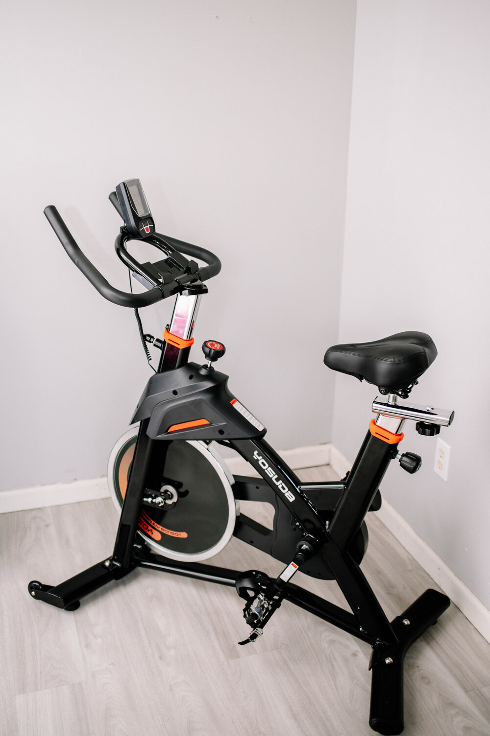 Ic300 Pro Indoor Cycling Exercise Bike Fitness Cardio Workout Bike ...