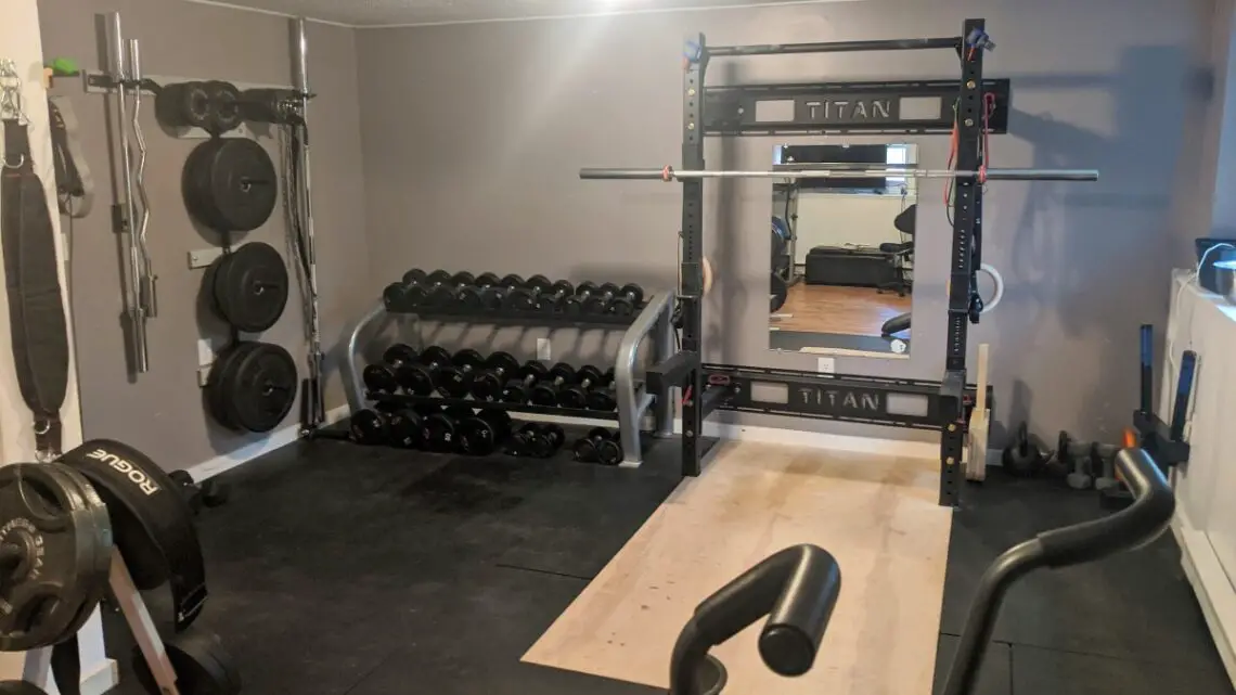 5 Best squat rack for small space: Our Recommendations