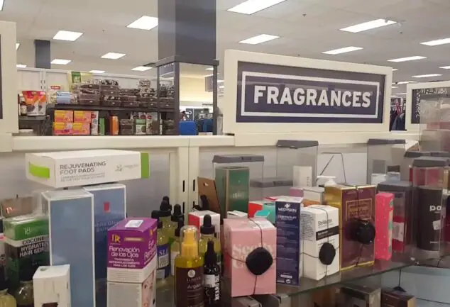 Cologne With Alligator On Bottle Will Make You Feel Confident And Sexy ...