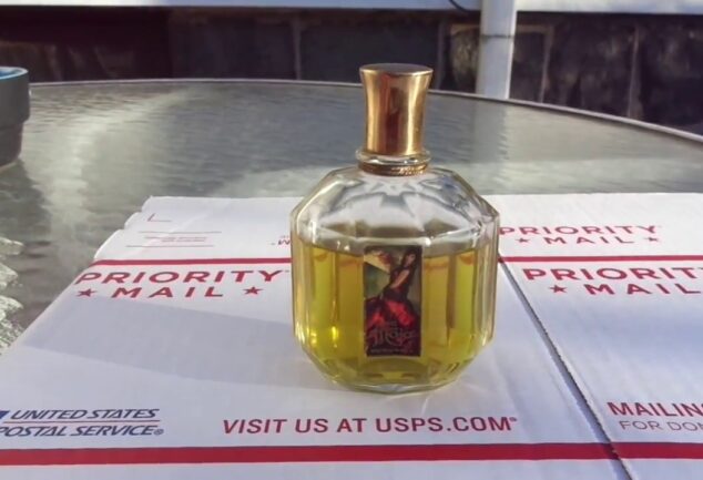 How to Apply Perfume Correctly - Grooming Wise