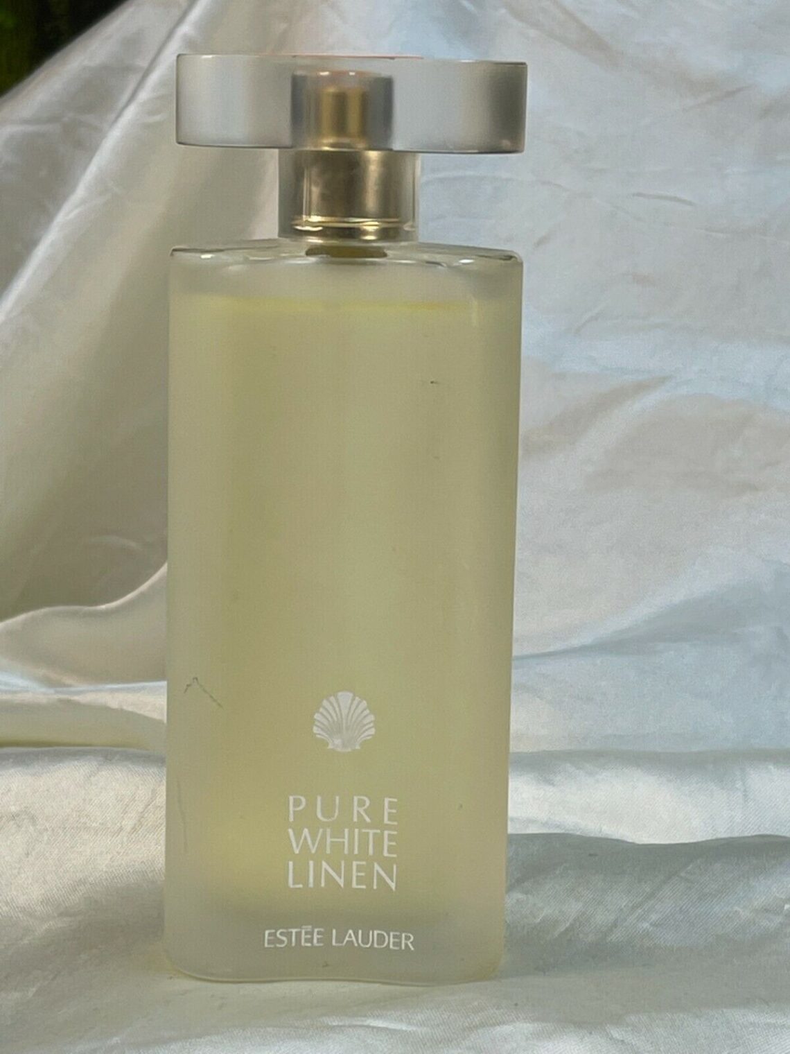 Is White Linen Perfume Discontinued - Grooming Wise